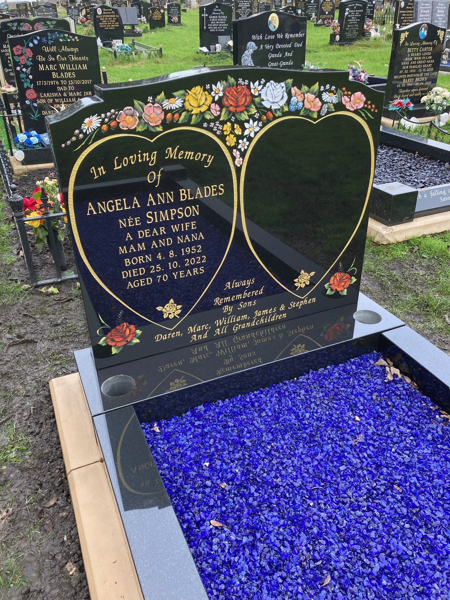Latest Memorials - Quality Headstones | Memorials | Stone Masons ...